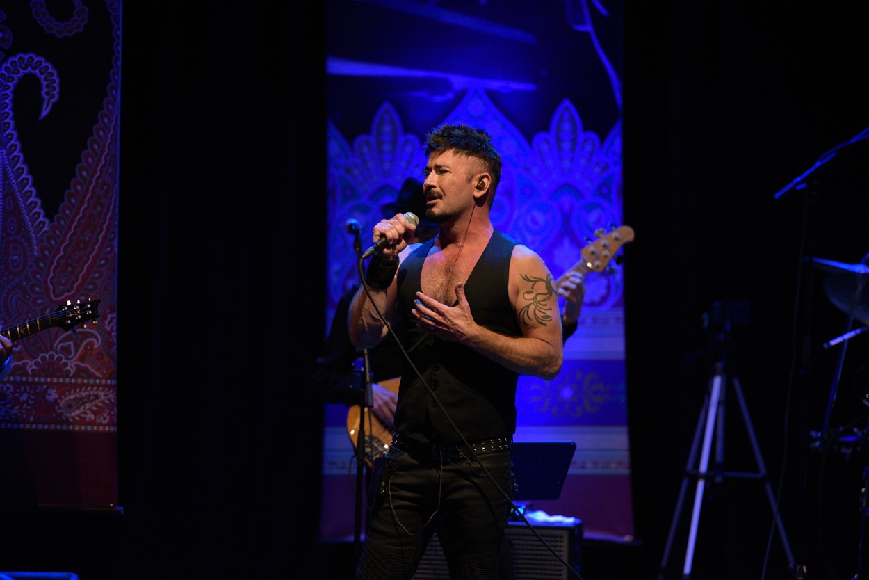 Highlands Performing Arts - Terry Barber / Music of Queen